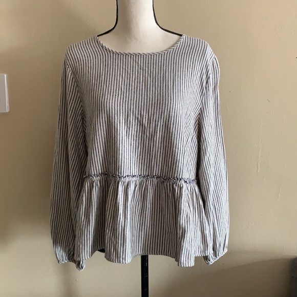 Universal Thread | Tops | Universal Thread Women Peplum Hem Blouse ...